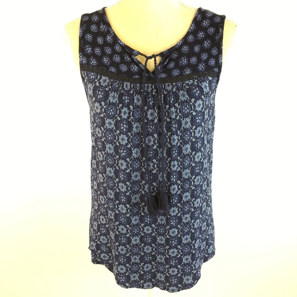 Indigo | Tops | Indigo Sleeveless Blue Floral Hi Lo Top Stretch | Poshmark